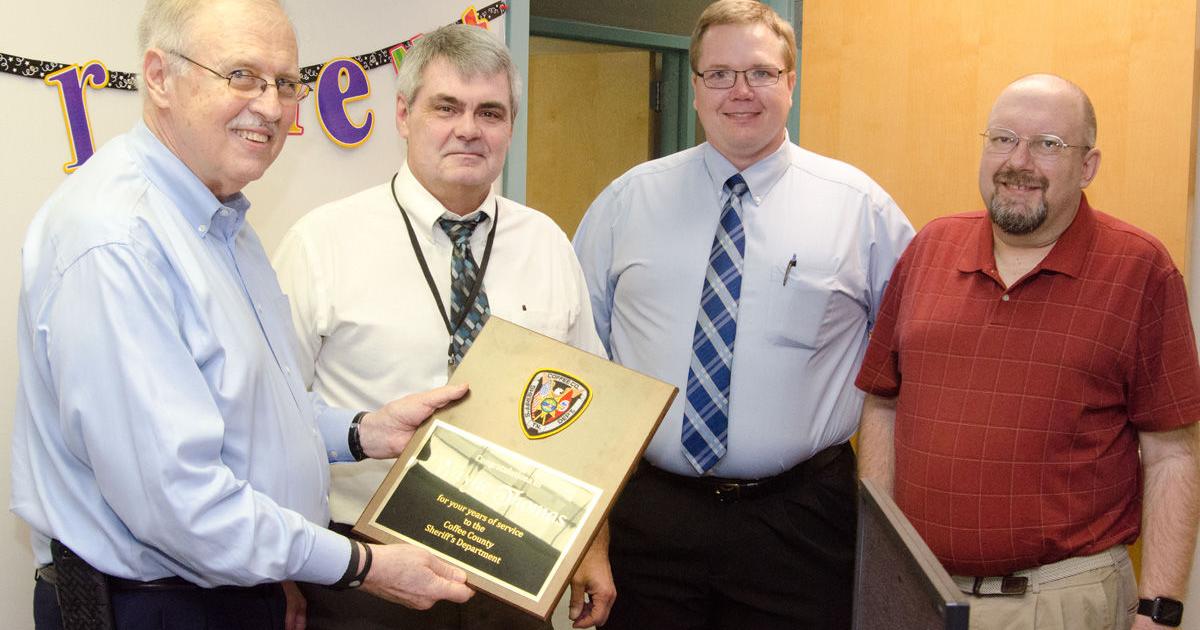 Longtime news reporter Thomas retires | Local News | tullahomanews.com