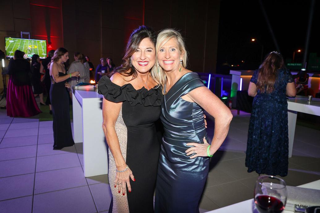 Movers and Shakers | Giving Back | tulsapeople.com