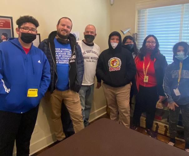 Will Rogers Middle School students have immersive 'Outsiders ...