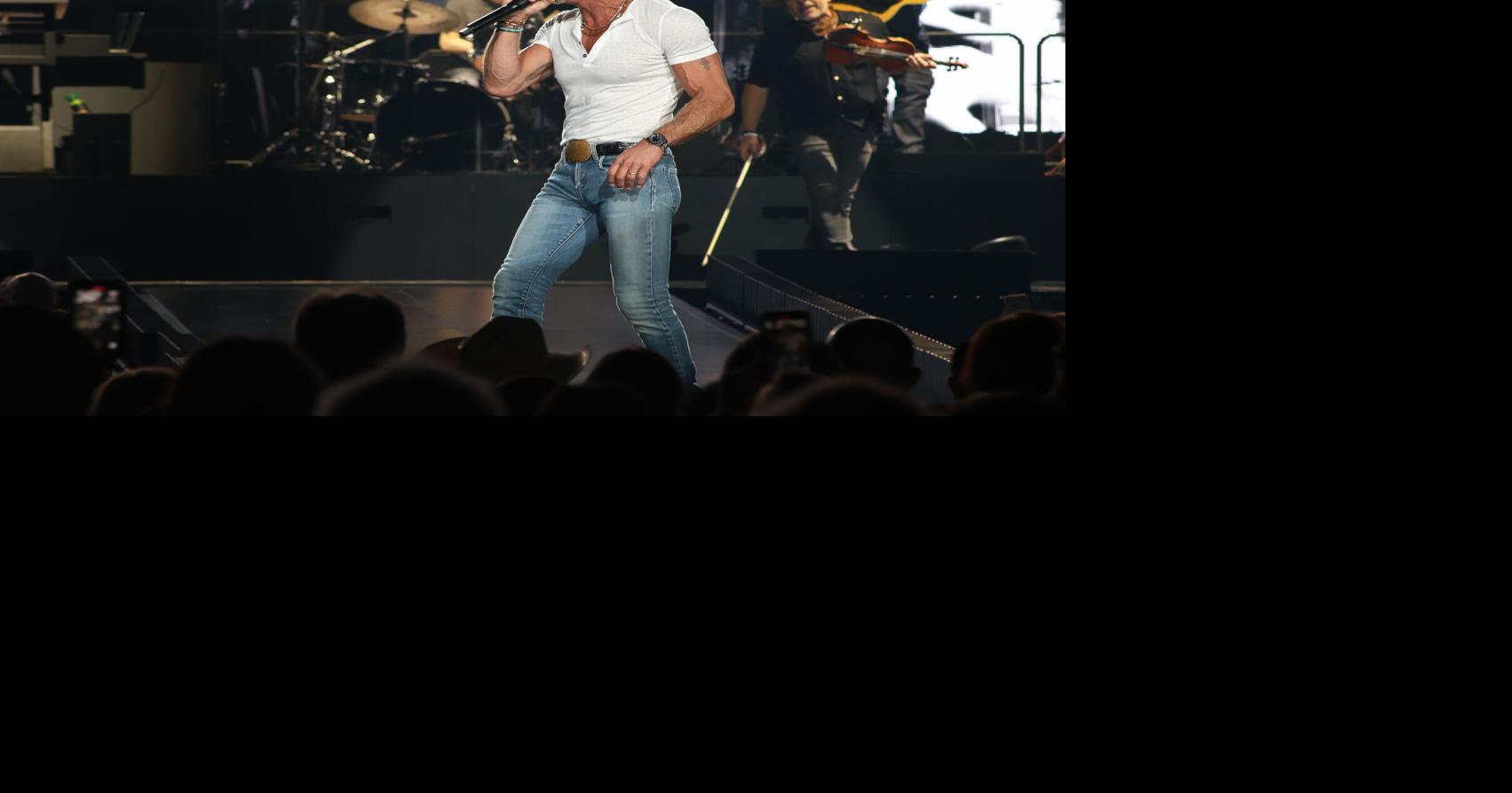 Photo Gallery: Scenes from Tim McGraw's 'Standing Room Only Tour '24 ...