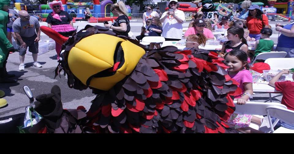 Rooster Days | May-2016 | tulsapeople.com