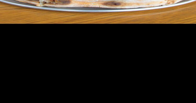 Spin and slice: LoFi Pizza a 'listening bar' along Cherry Street | What ...