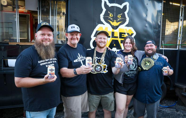 What the ale: Alley Cat Ranch serving barbecue at Marshall Brewing Co ...