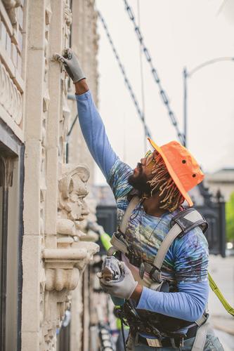 Alexander Tamahn helps to restore a 90-year-old landmark | City Desk ...