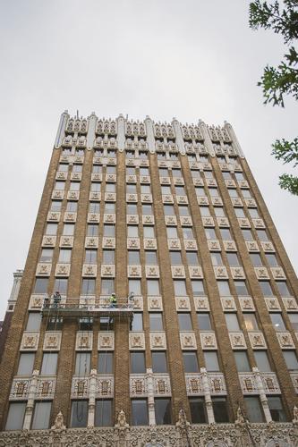 Alexander Tamahn helps to restore a 90-year-old landmark | City Desk ...