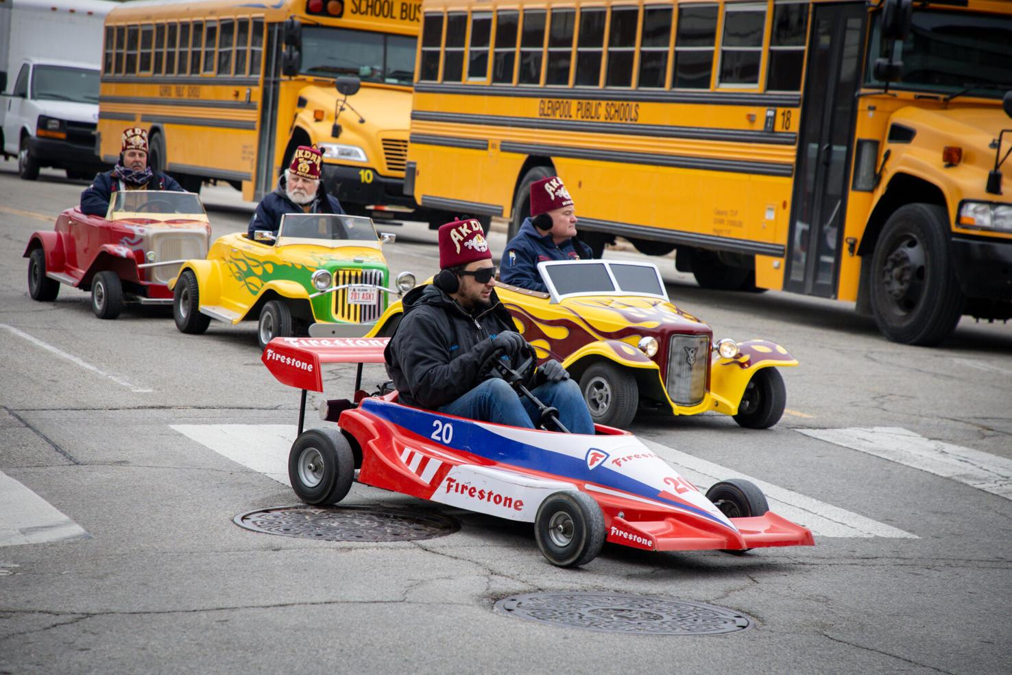 Scenes from Tulsa Christmas Parade 2025 | About Town | tulsapeople.com