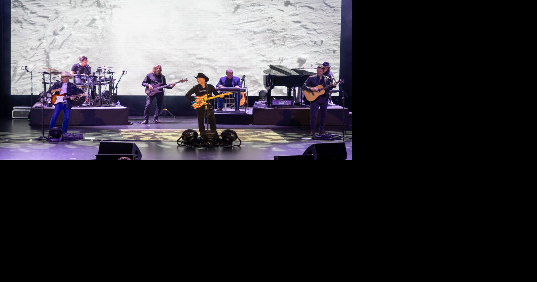 Clint Black on Nov. 6, 2025 at Hard Rock Live | | tulsapeople.com