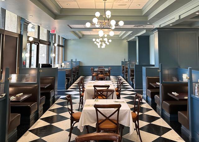 Fresh, yet retro feel: The Avery Kitchen and Bar replaces downtown's ...