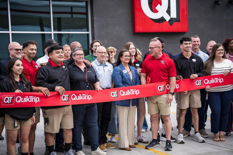 QuikTrip celebrates first major store redesign in 15 years | About Town ...
