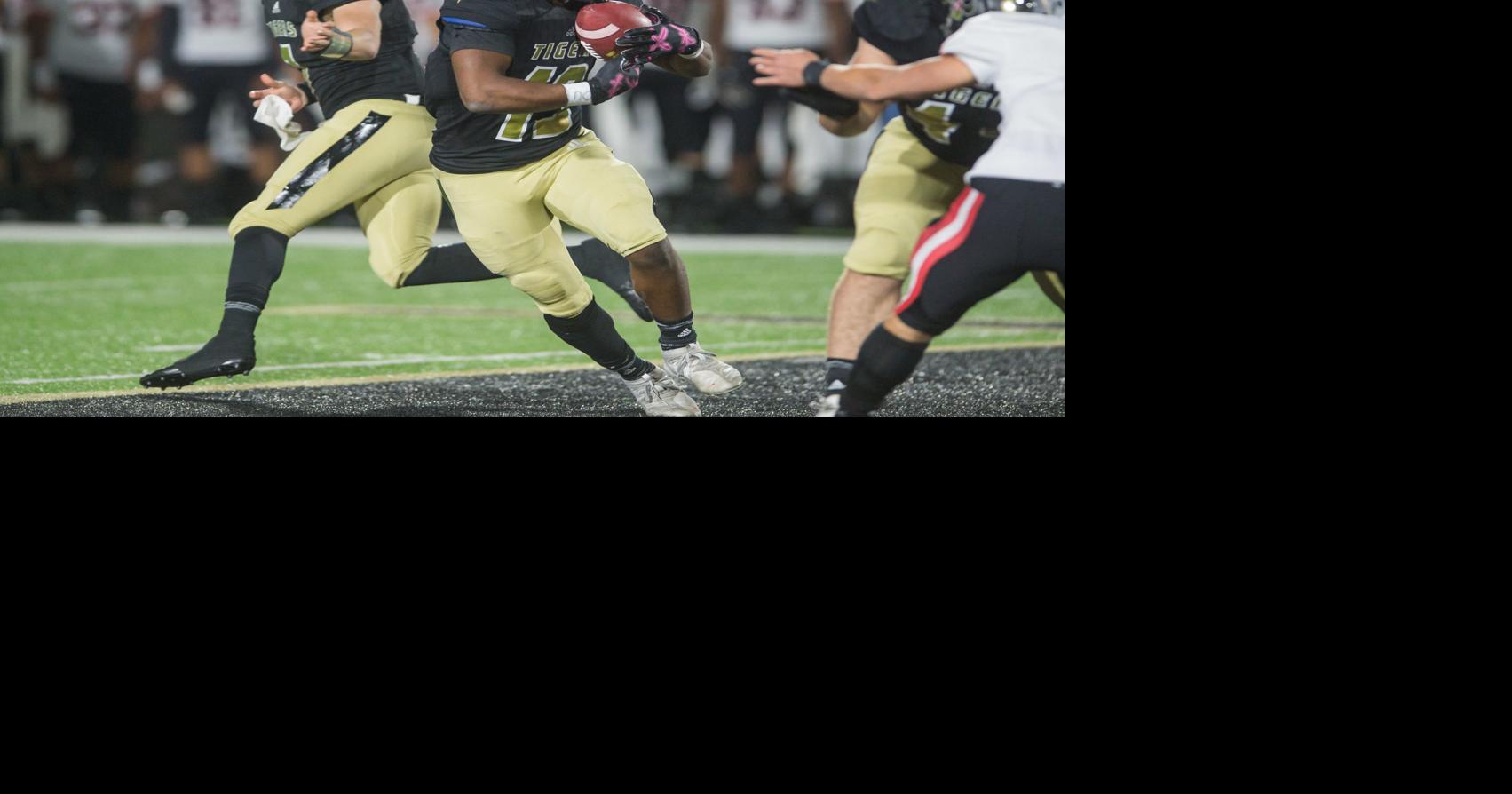 High school football: Sanchez Banks is Broken Arrow's sudden Big Man On ...