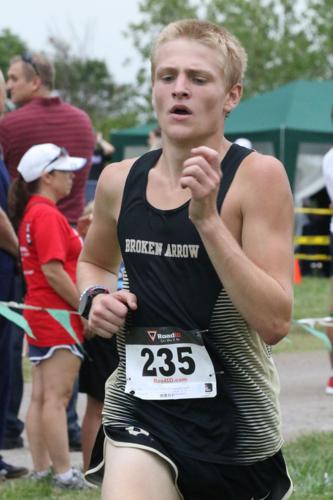 Carpenter finding his stride as a runner