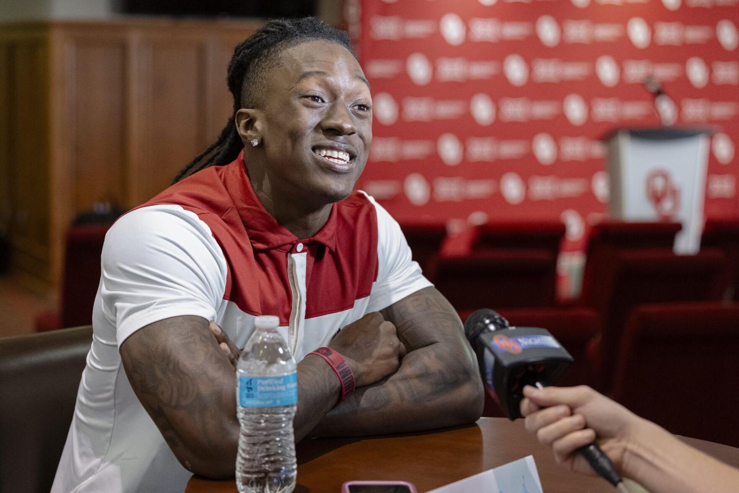 OU's Deion Burks aims to replicate Drake Stoops' success