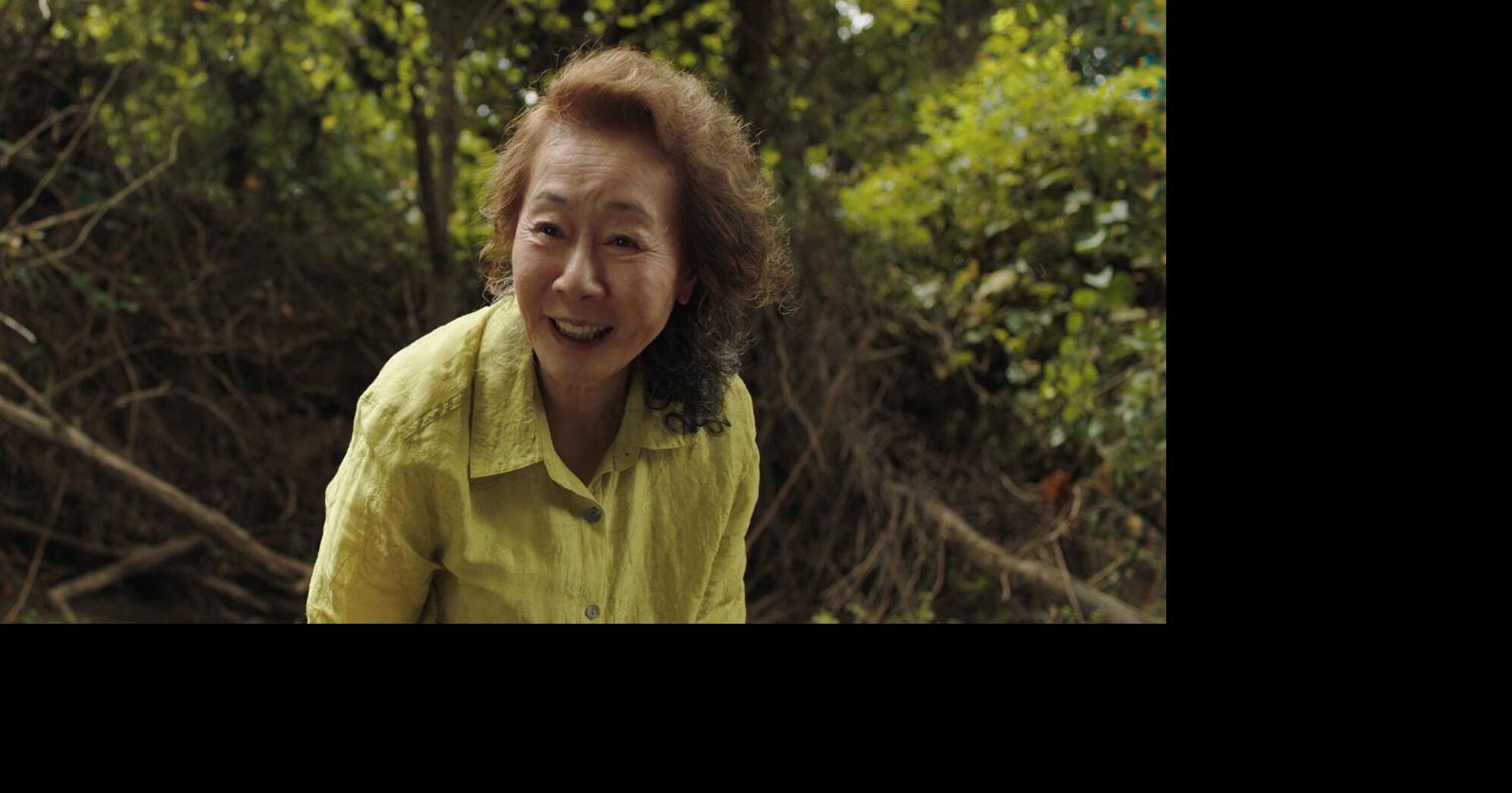 'Minari' actress triumphant at SAG Awards