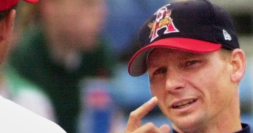 Mike Brumley, Union grad and ex-MLB infielder, dies at 61