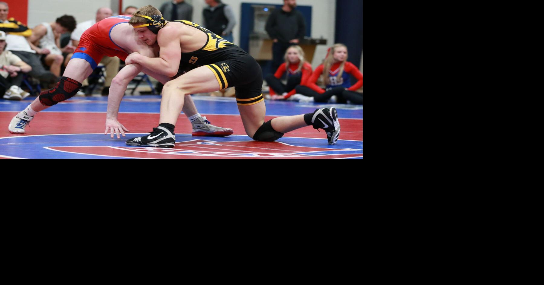 Sandites wrestlers have nine in top 10 at tournament