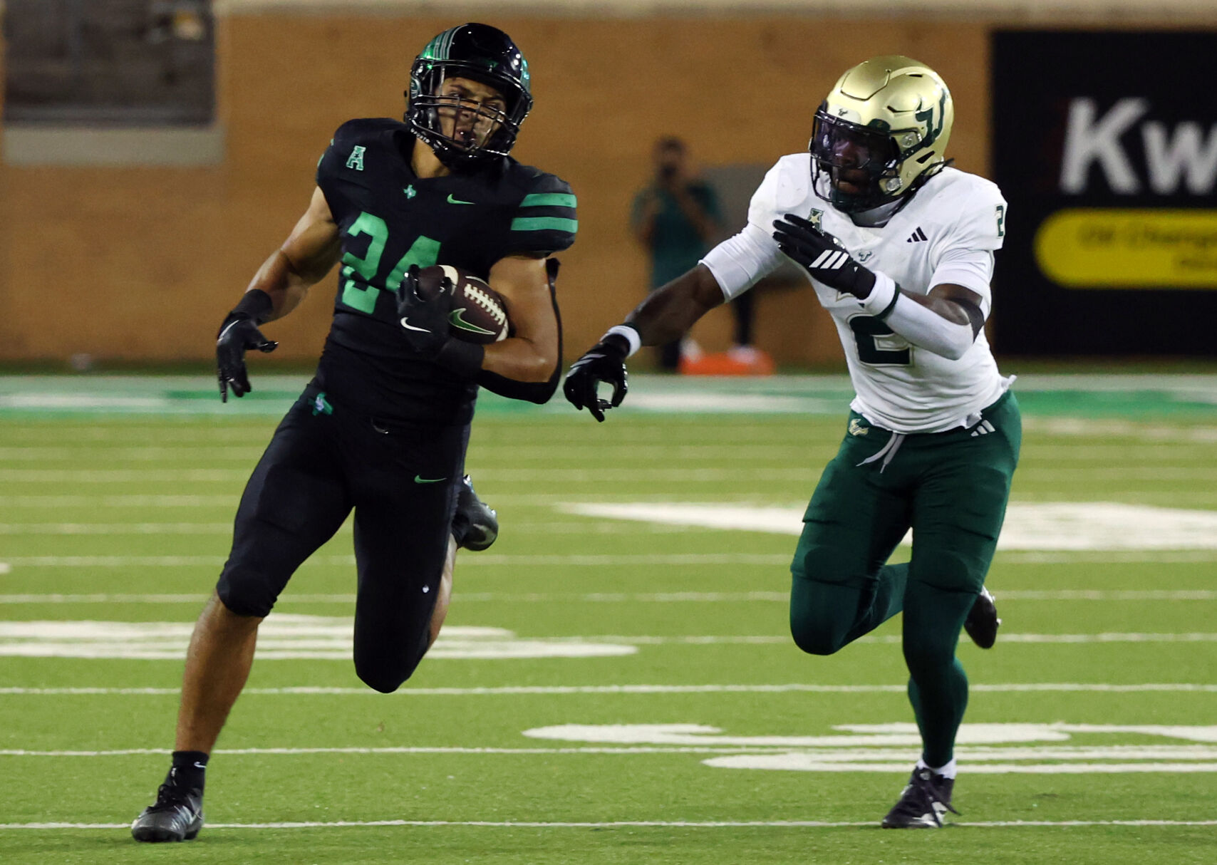 Oklahoma State football: Caleb Hawkins like Josh Jacobs