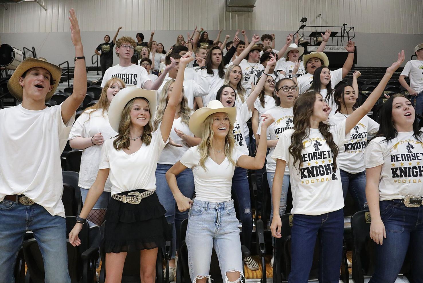 Photos: Troy Aikman visits alma mater Henryetta High School to announce ...