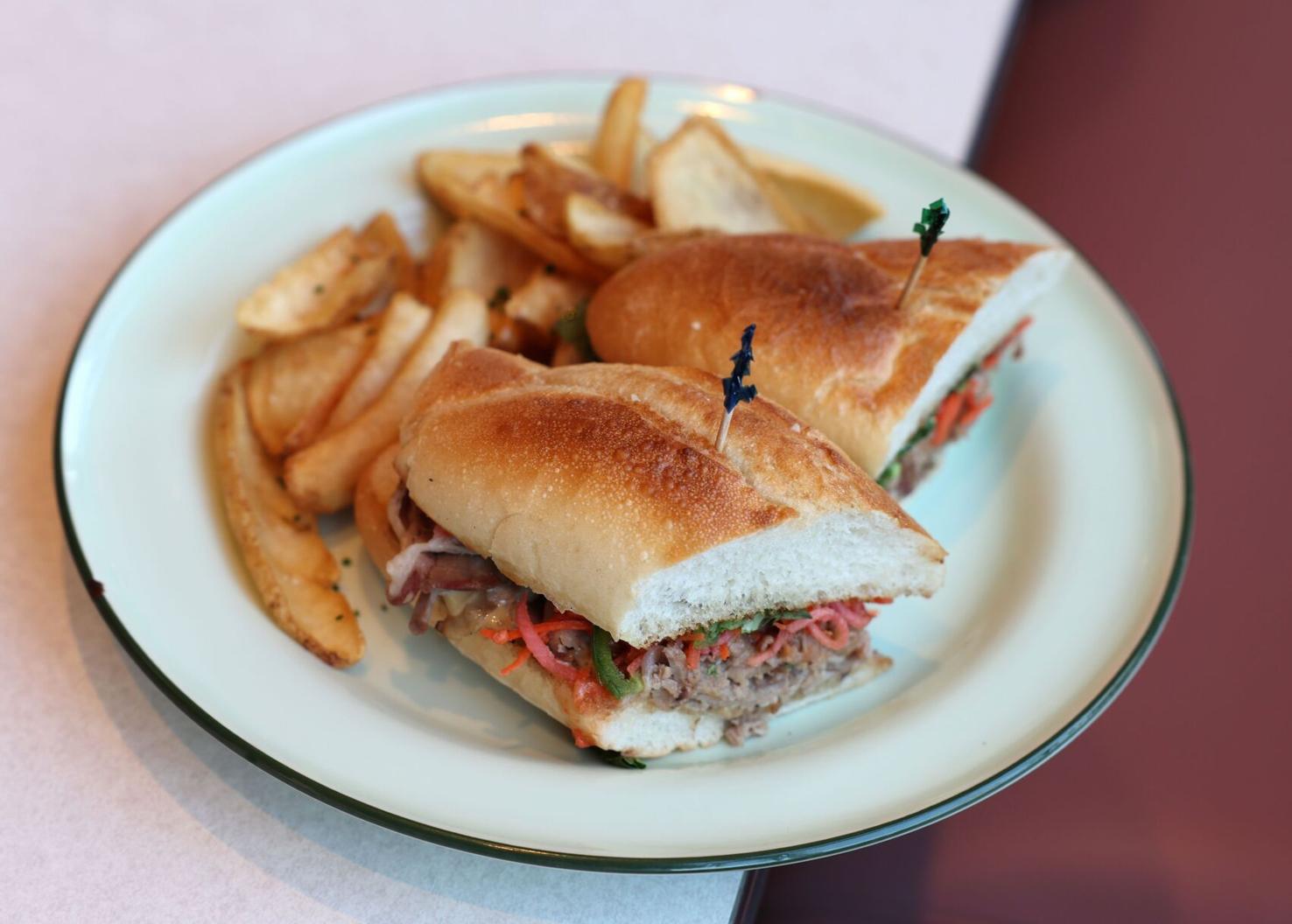 Maple Ridge Grocer elevates familiar dishes | Review