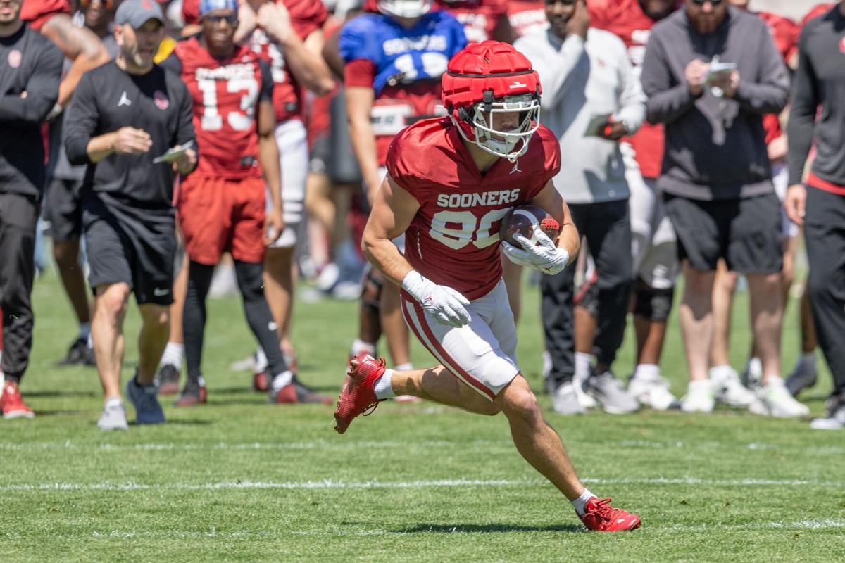 Bixby, OU's Jakeb Snyder gets Baker Mayfield scholarship