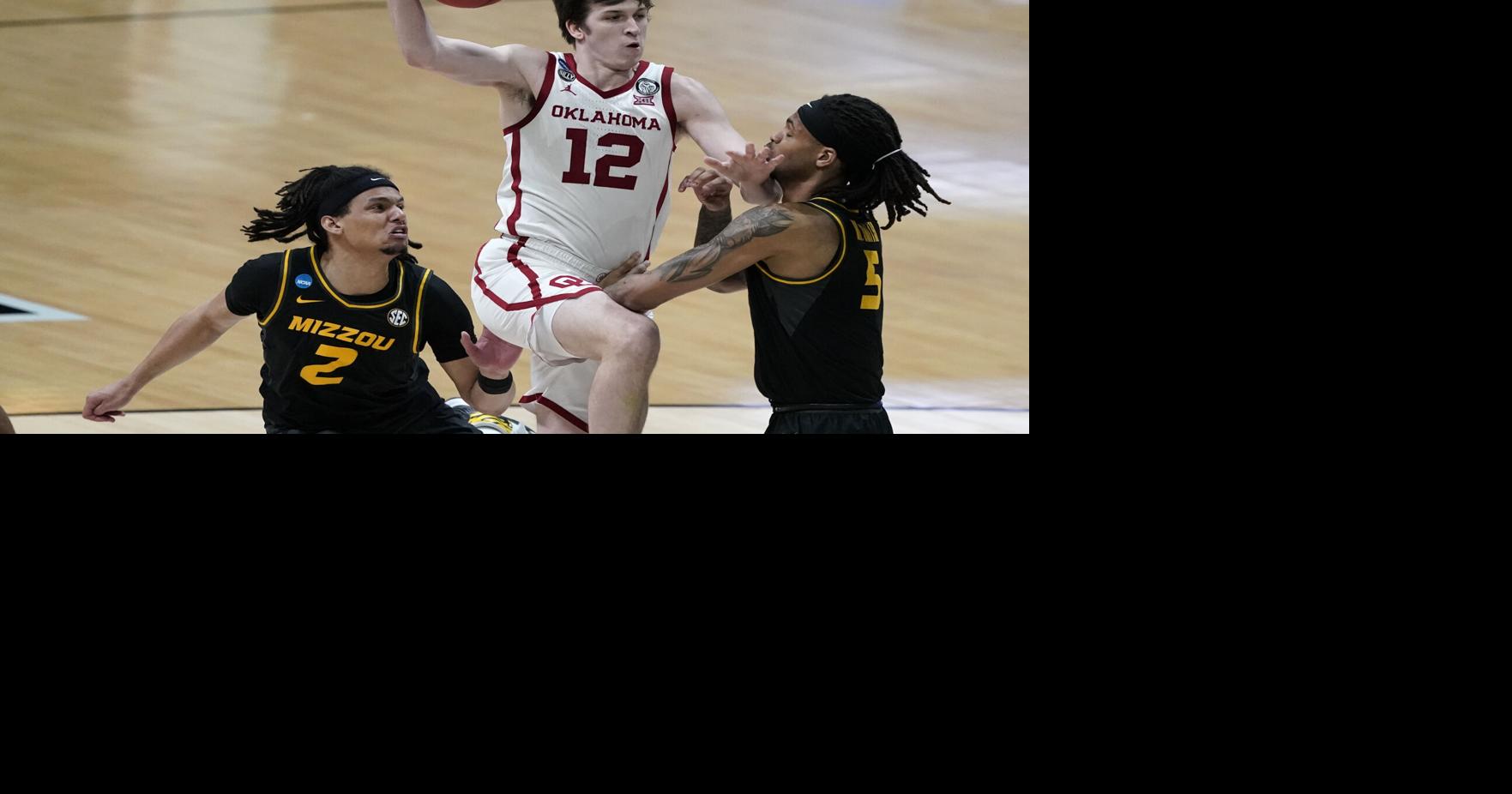 Oklahoma's Austin Reaves decides to enter upcoming NBA draft