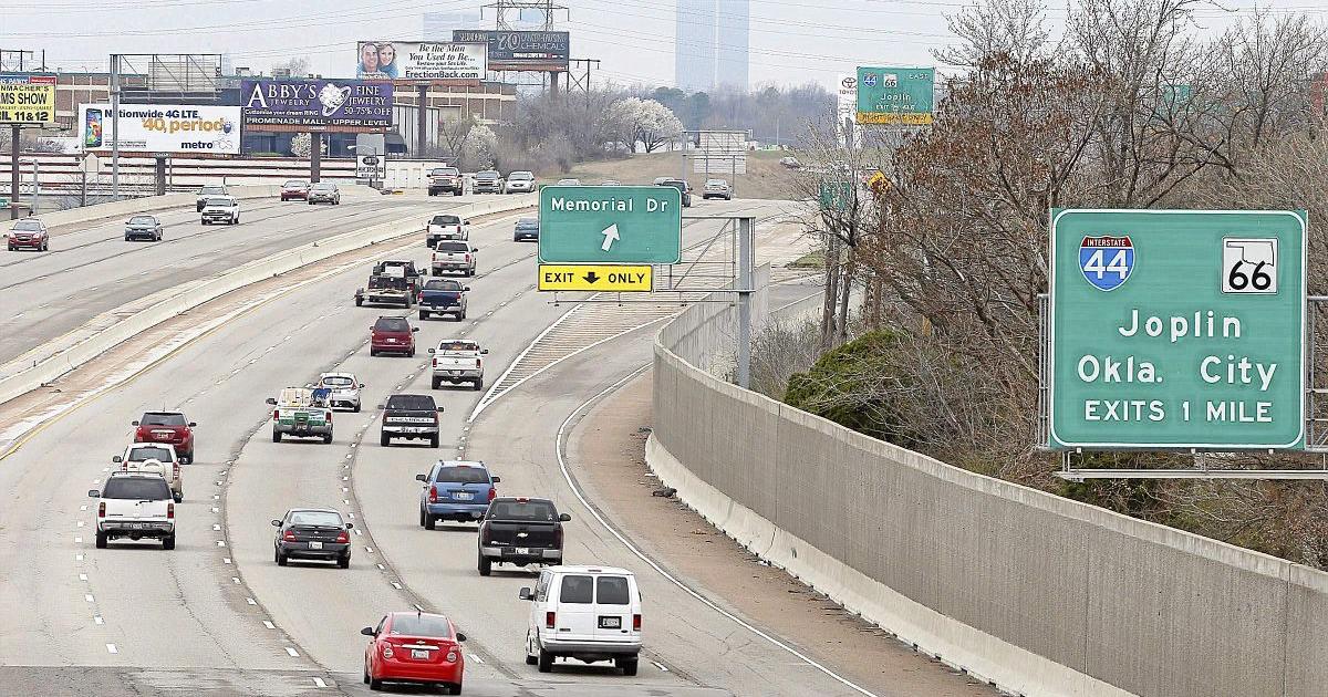 Tulsa street congestion: 32 hours a year stuck in traffic, study shows
