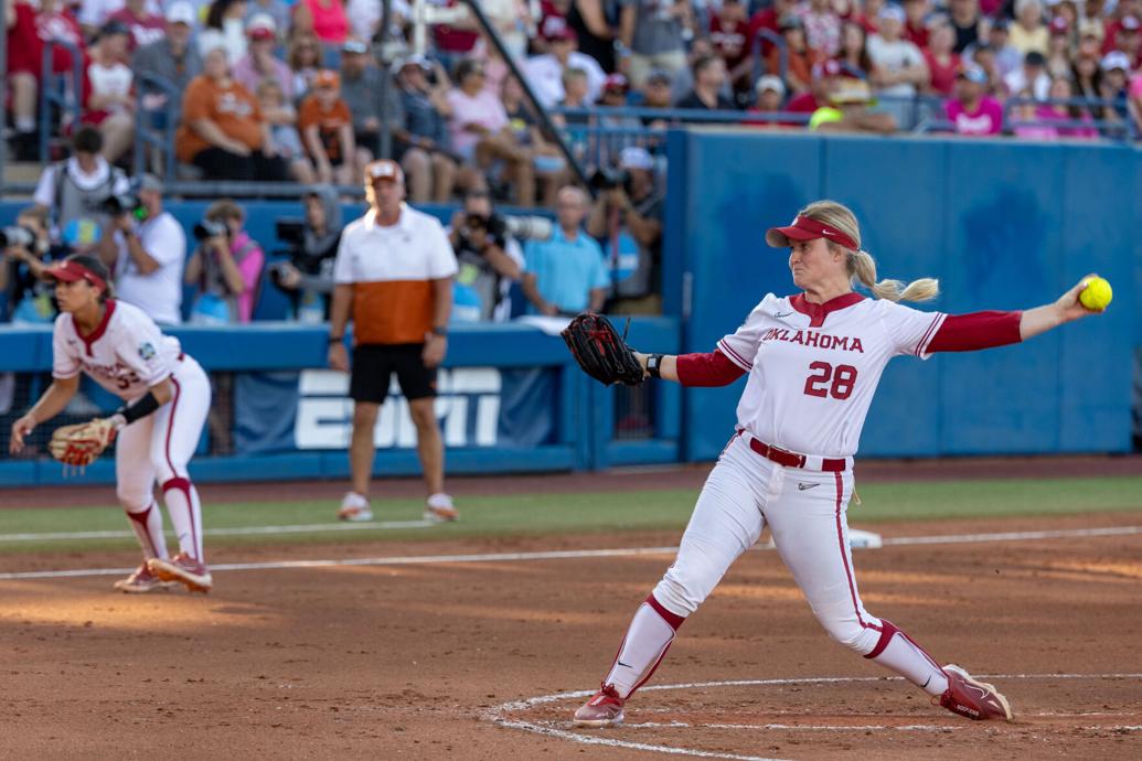 Patty Gasso 'first one to call' OSU transfer Kelly Maxwell