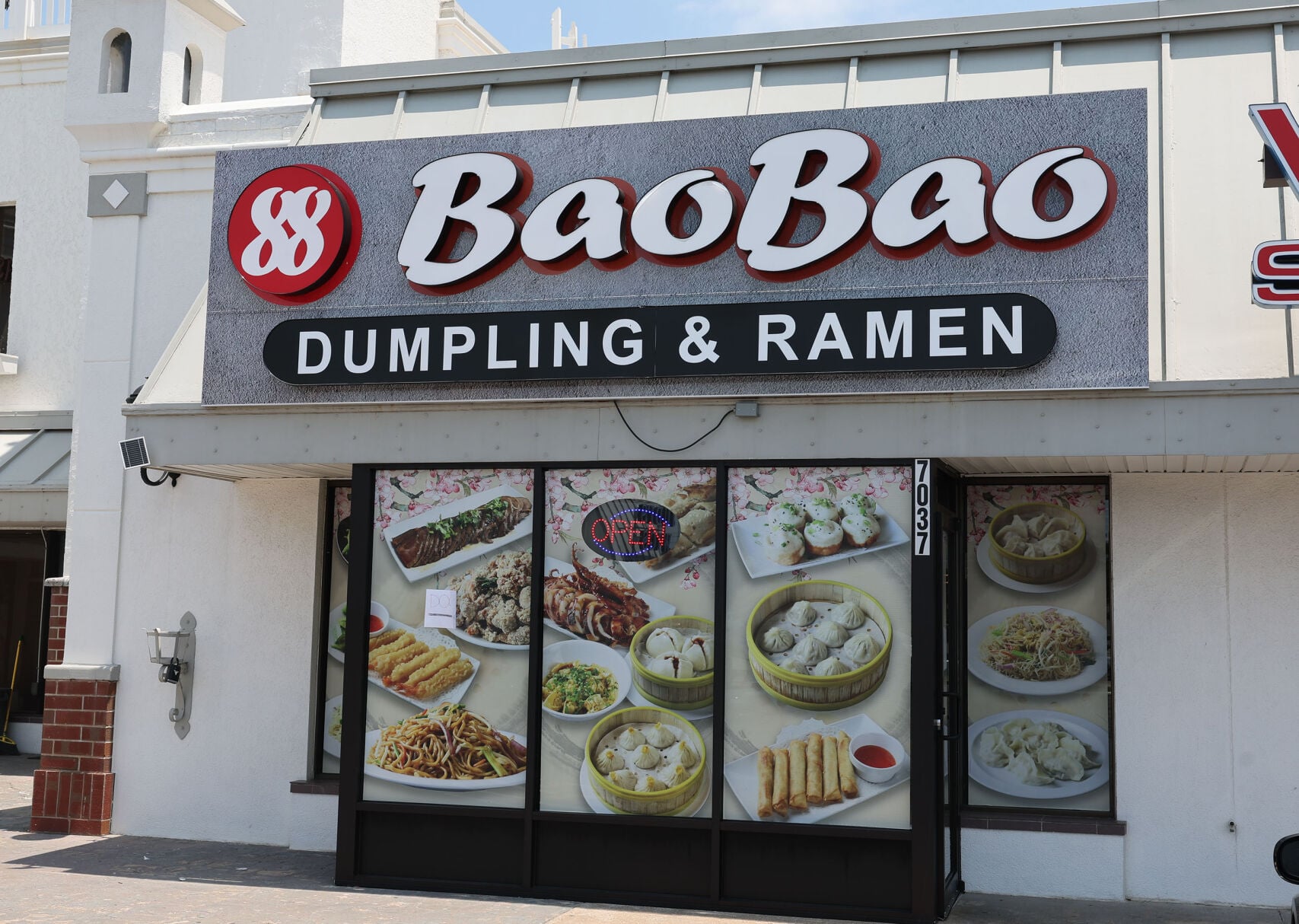88 Bao Bao opens serving dim sum, ramen in south Tulsa