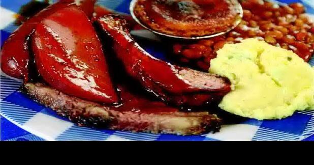 Stutt's House of Barbecue marks 30 years