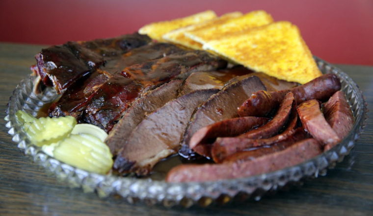 REVIEW: Butler’s BBQ serves up heavenly dishes in Turley