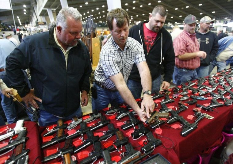 Gun enthusiasts pack Expo Center for Wanenmacher's Tulsa Arms Show