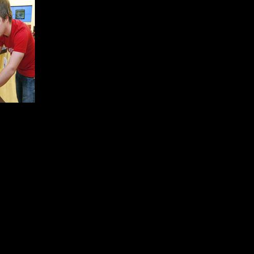 Microsoft Store to open in Woodland Hills Mall