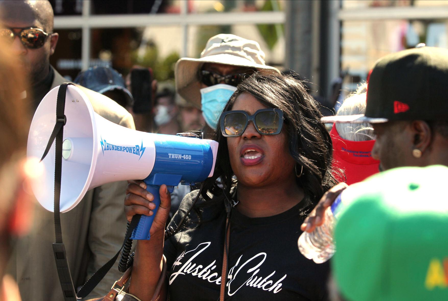 Brookside protest in response to Minnesota police violence