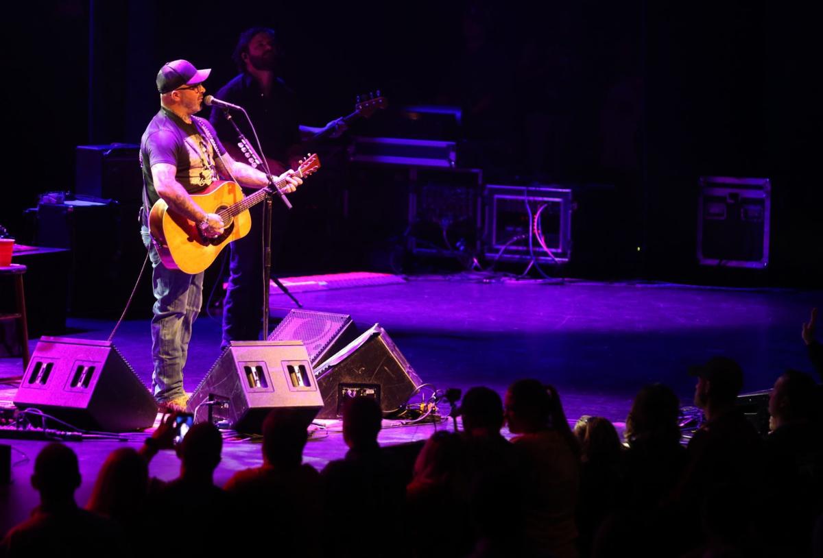 Aaron Lewis returning to Tulsa for River Spirit show