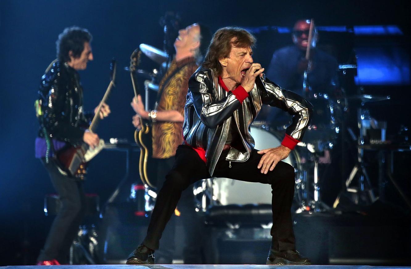 Photos: Rolling Stones open North American tour in St. Louis
