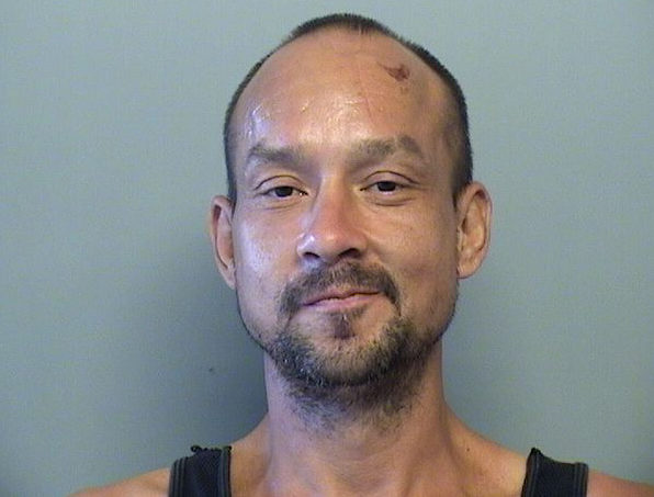 Deputies apprehend sword-wielding robber