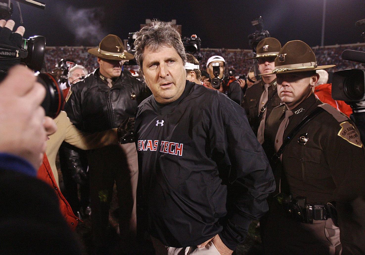 The incredible rise of OU coach Lincoln Riley