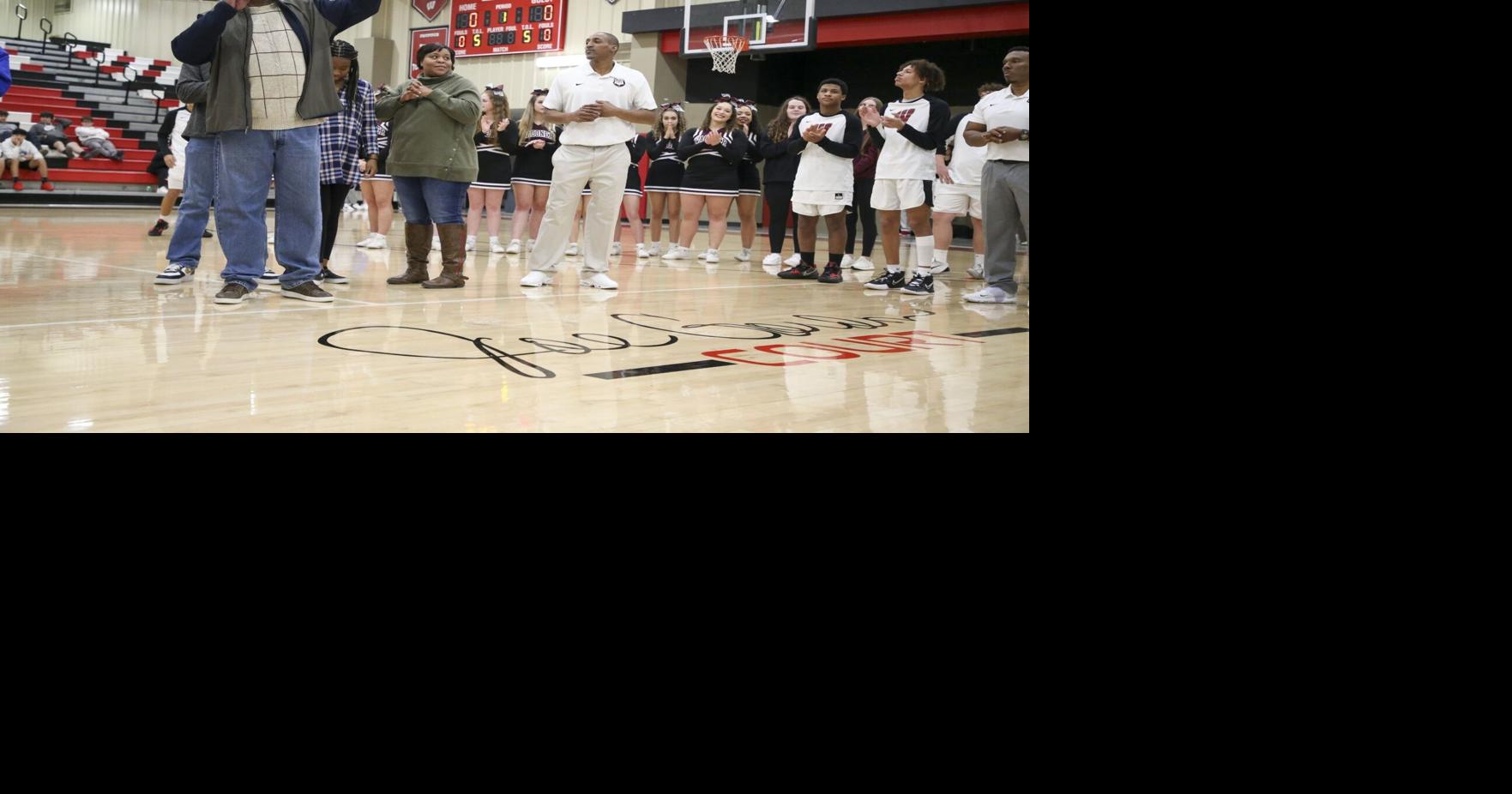 Wagoner honors former basketball coach Joe Gordon
