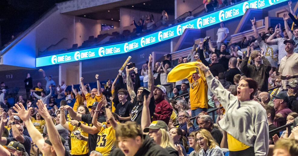 Sam Castronova sparks Tulsa to Indoor Football playoff berth