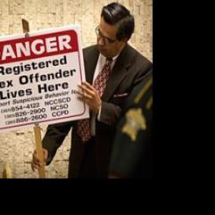 Sex offenders get yard signs