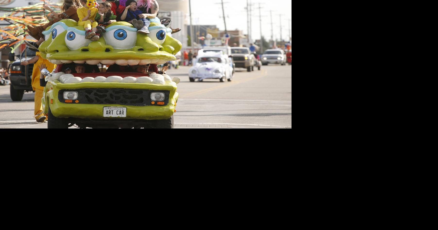 BooHaHa parade brings costumes, candy to Brookside