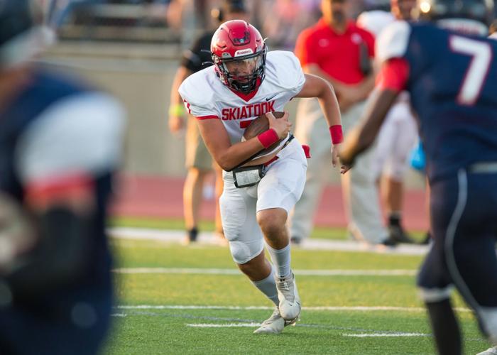 Colton Sutton, Skiatook rumble past Hale, 47-13