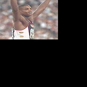 Lewis Drawing Support, Scorn