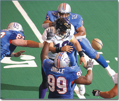 Talons trample Stealth