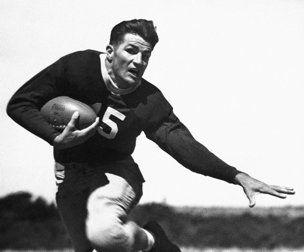 NFL great Sammy Baugh dies