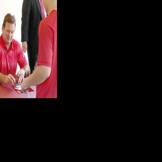 OU Sports: Want your young Sooners fan to get Bob Stoops' autograph ...