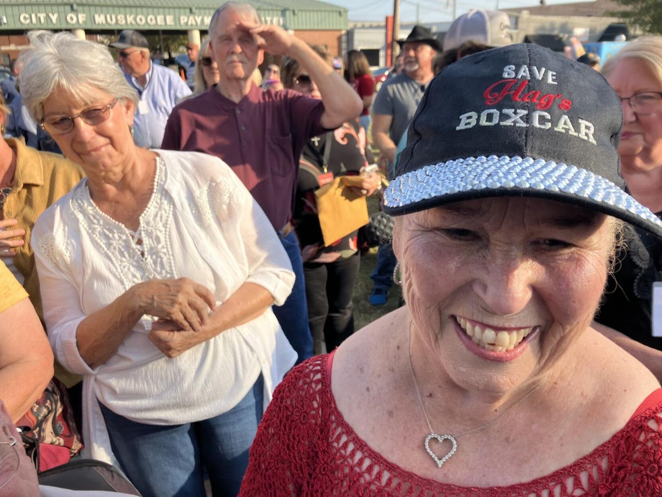 Merle Haggard statue unveiled in Muskogee