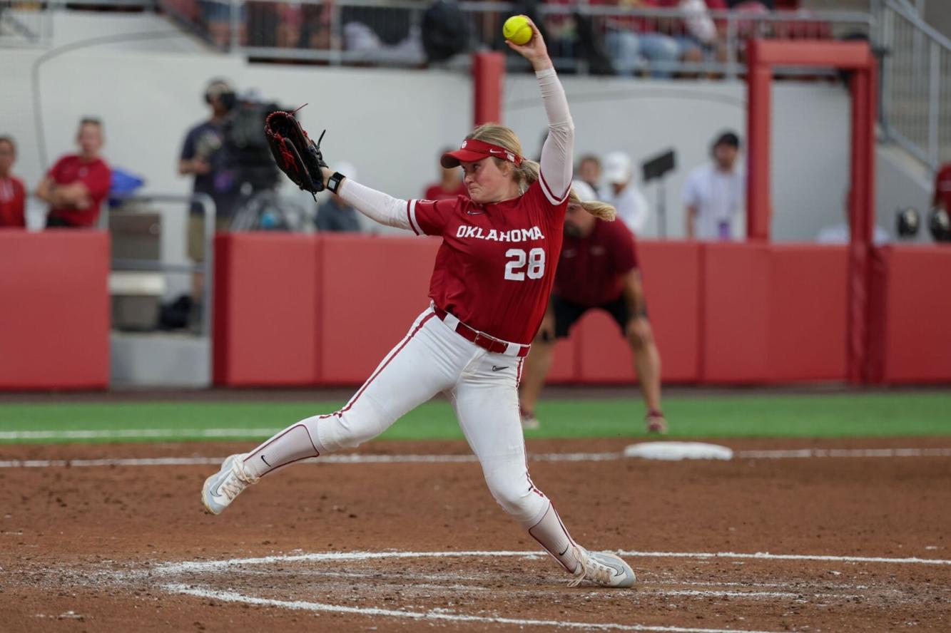 Kelly Maxwell welcomes 'uncomfortable' situations in WCWS