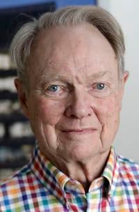 Burt Holmes, QuikTrip co-founder, dies at 93