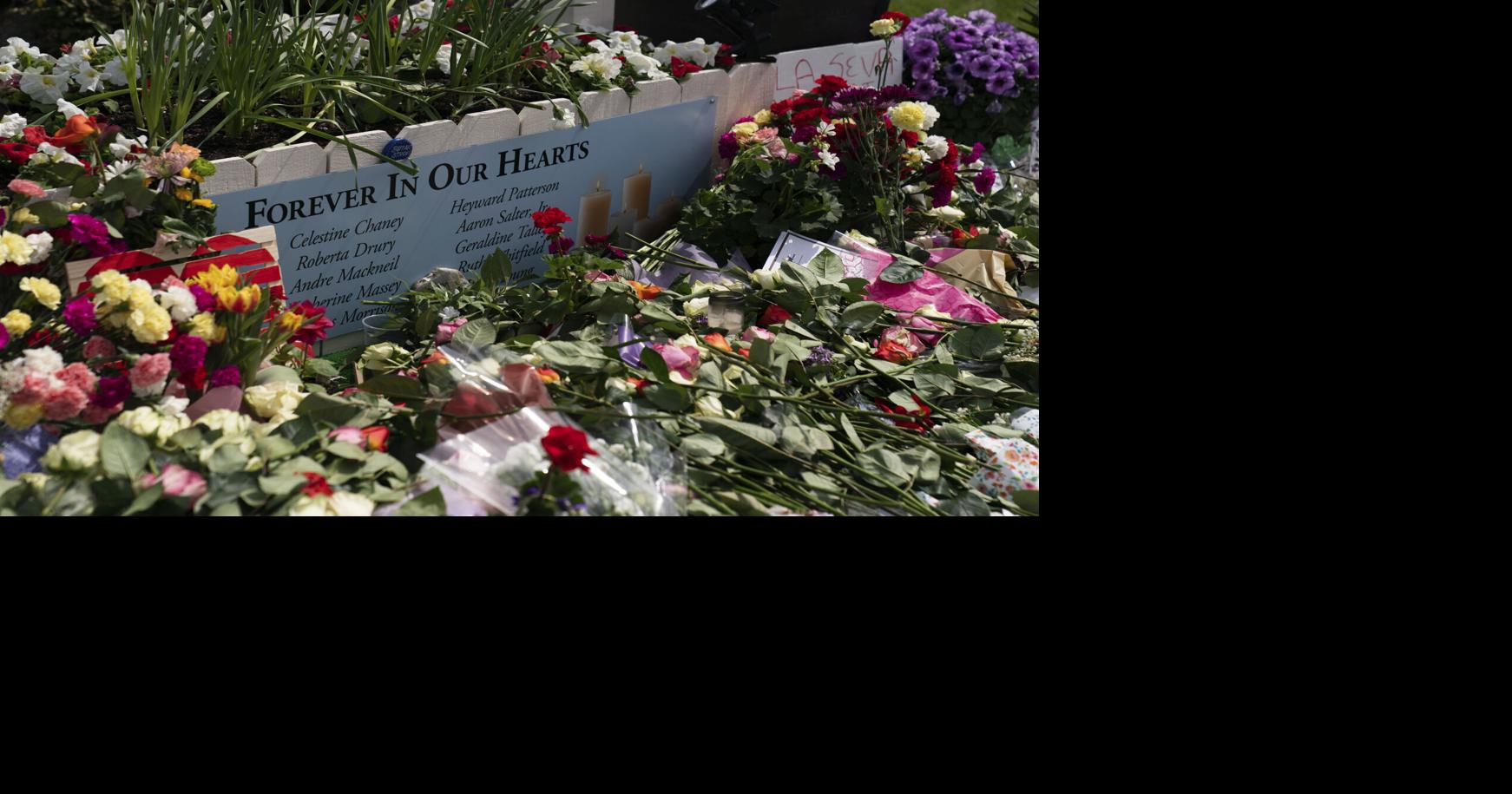 Debt limit talks expected Tuesday; Buffalo remembers shooting victims ...