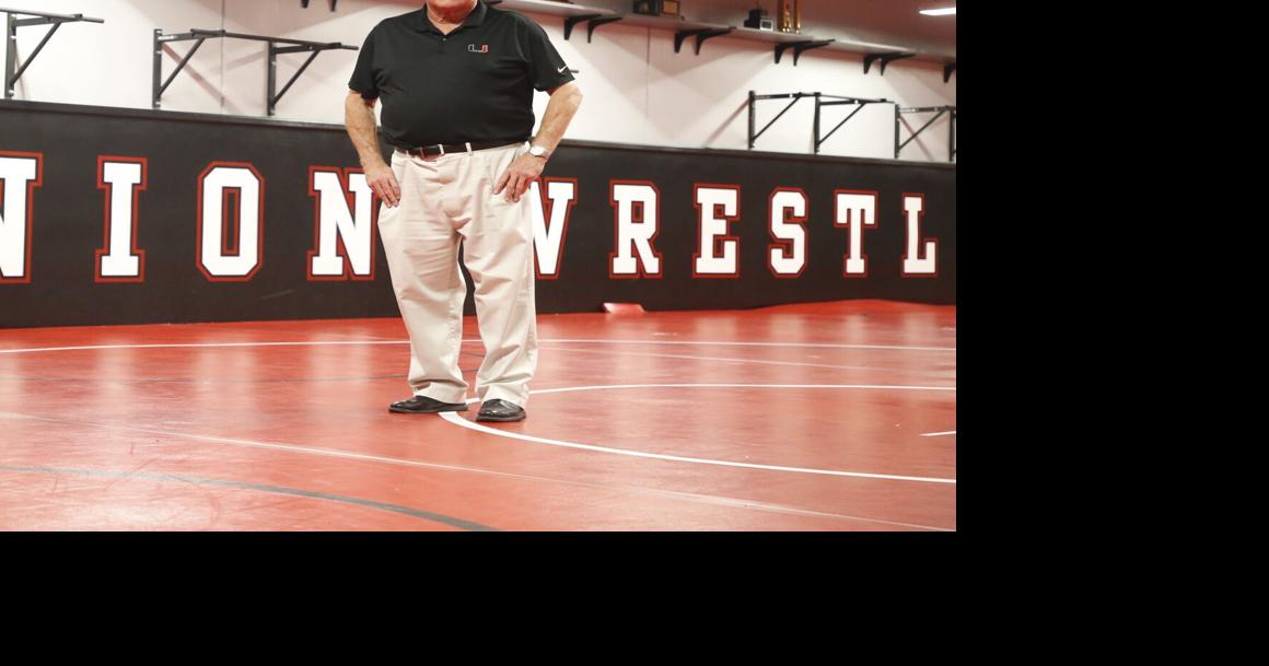 Steve Dunlap named All-World Lifetime Achievement winner